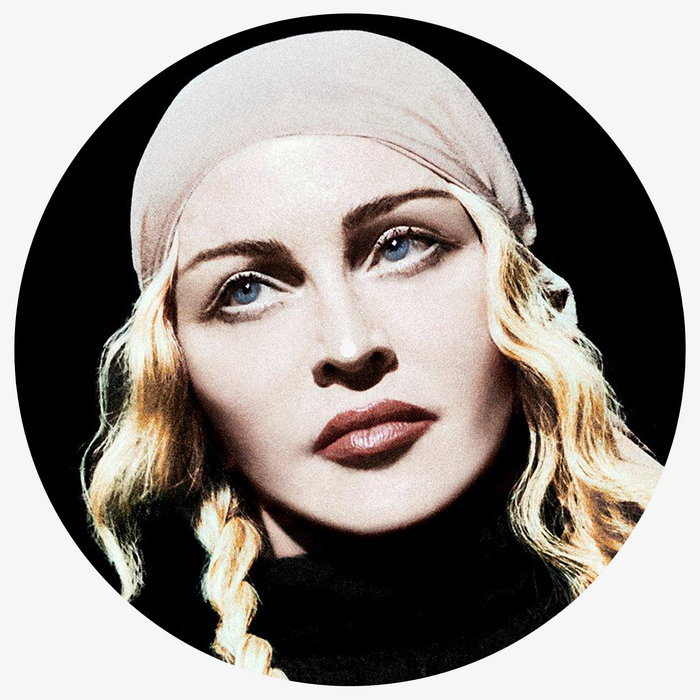 People | Ferra Black