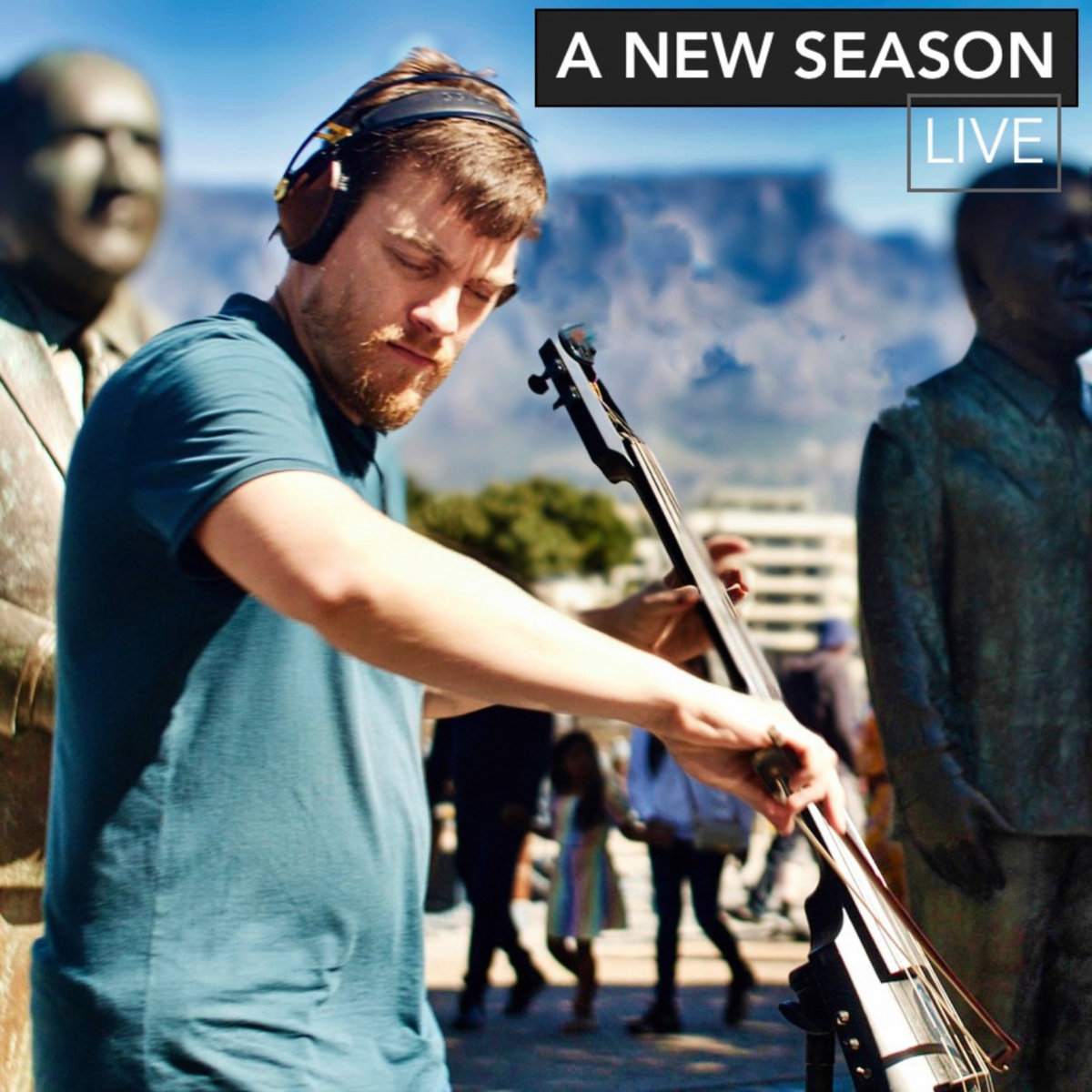 In The Moment V2 | Reinhardt Buhr