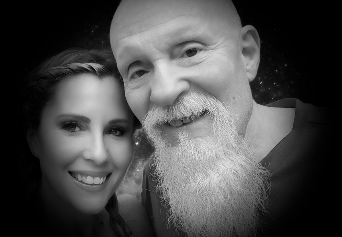 Far Away, Better Days (featuring Sarah Bernier) | Howard Jeffrey