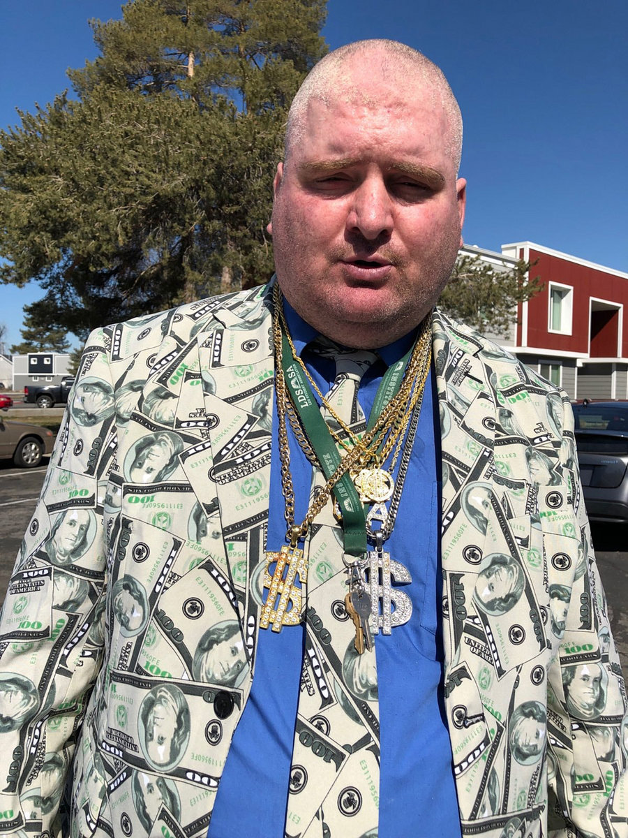 Don't Play Me Like That (single) | Bee Money