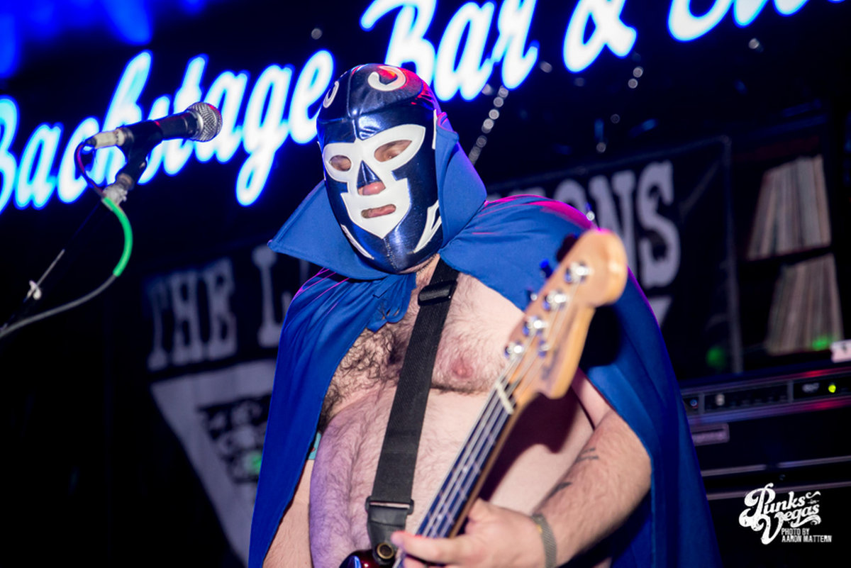 El Tsunami EP | GRIM DEEDS