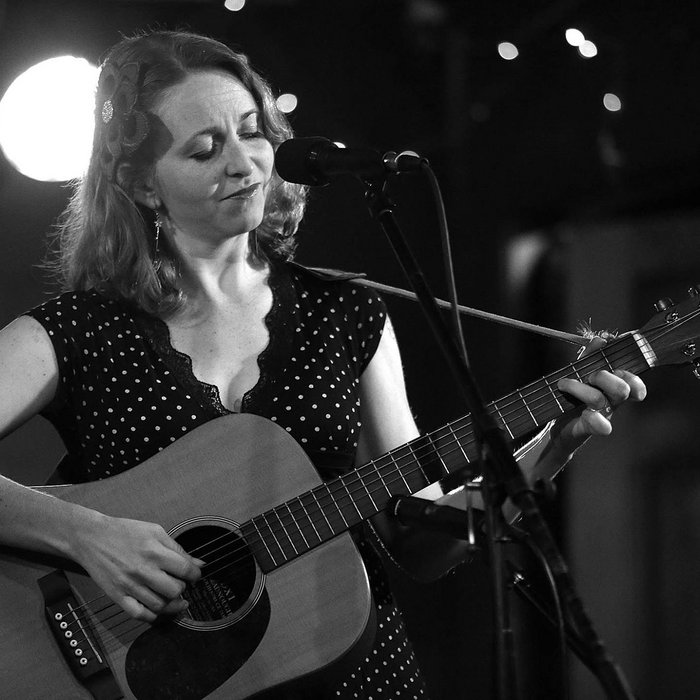 Pretty Little Bird (live at Hi-Ho Lounge) | Ruby Ross