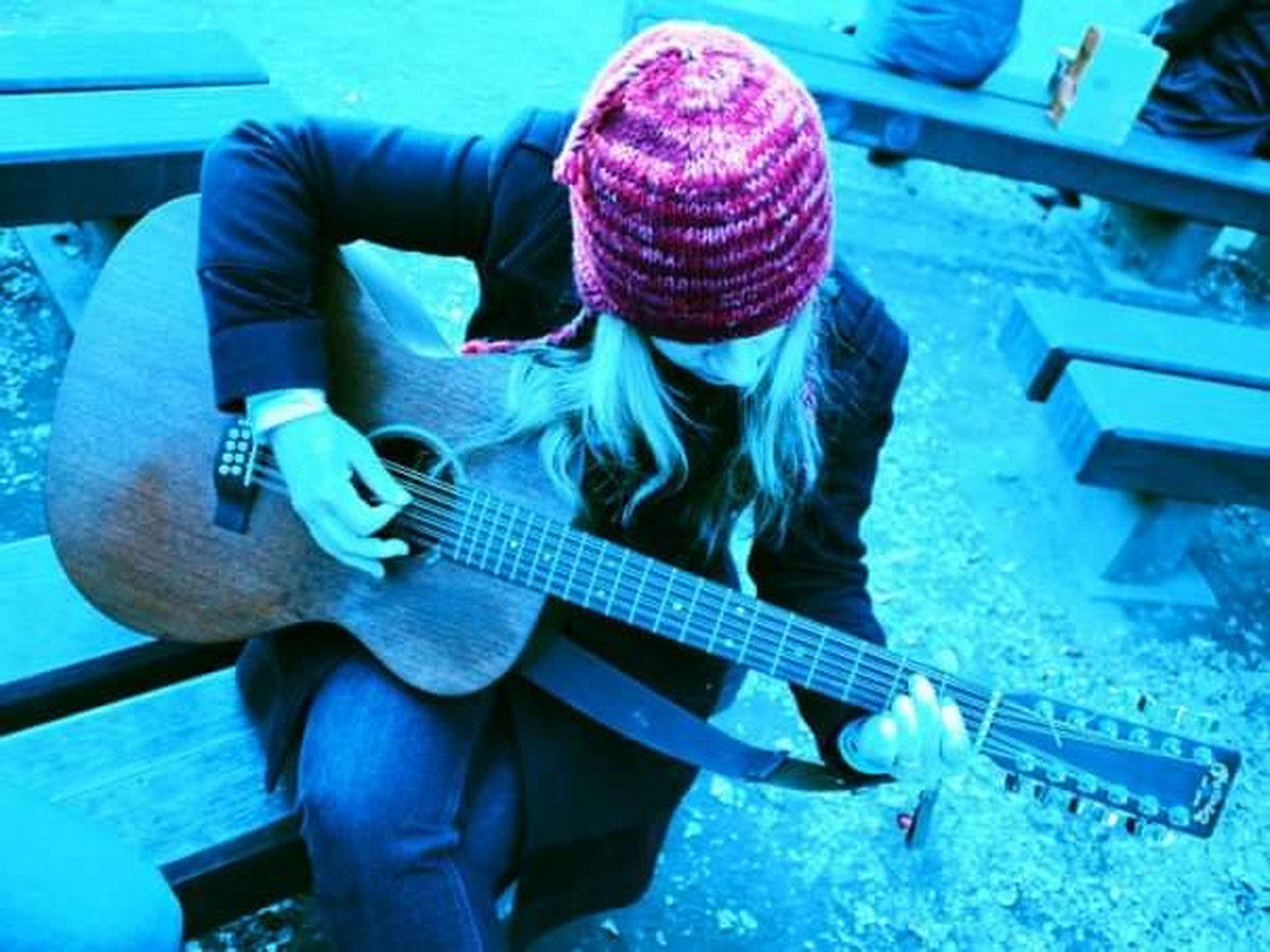 Lost In The Wild (1992) | Amanda Stark | Sonic Vision