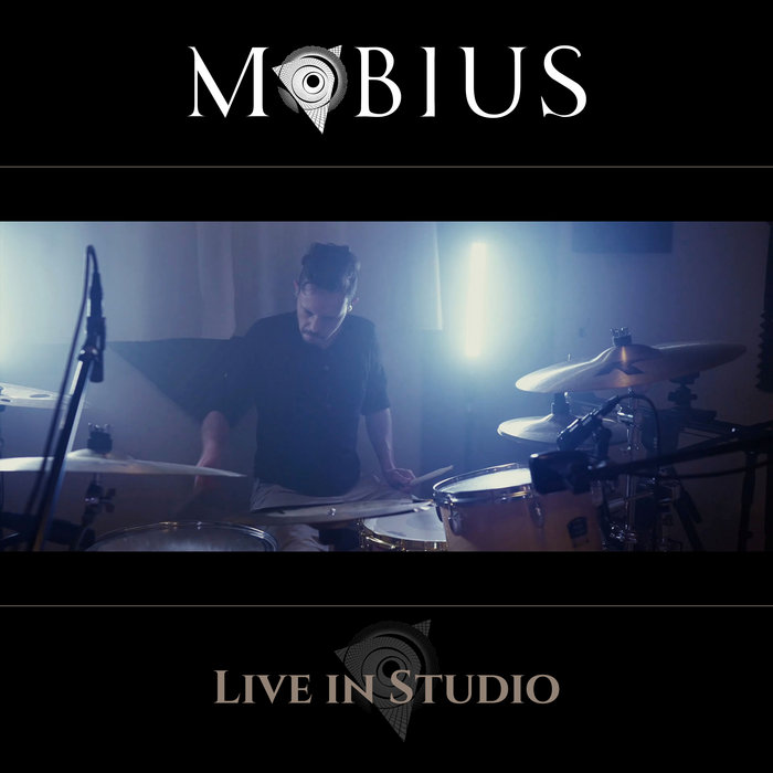 Live in studio | Mobius