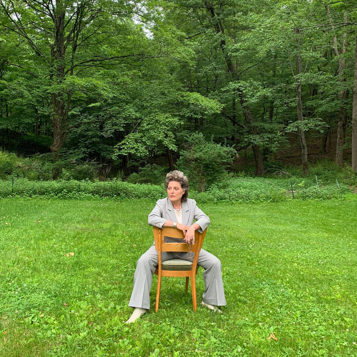 DIGGIN THE DIRT | Kim Kalesti