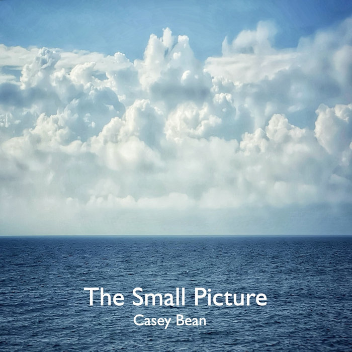 Momento | Casey Bean