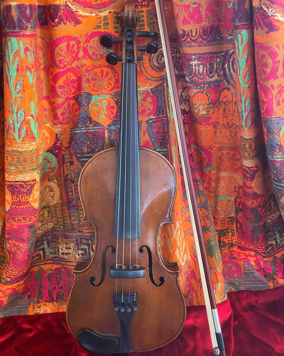 Fiddle Man | Ellie P