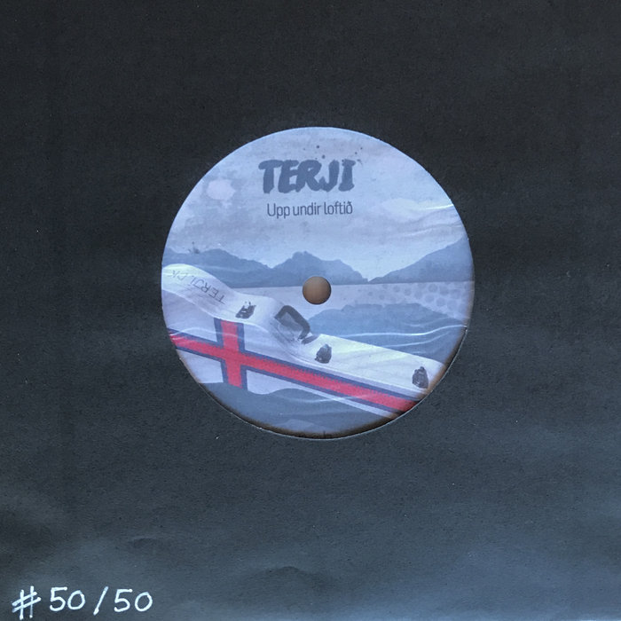 Upp Undir Loftið | Terji Krossteig