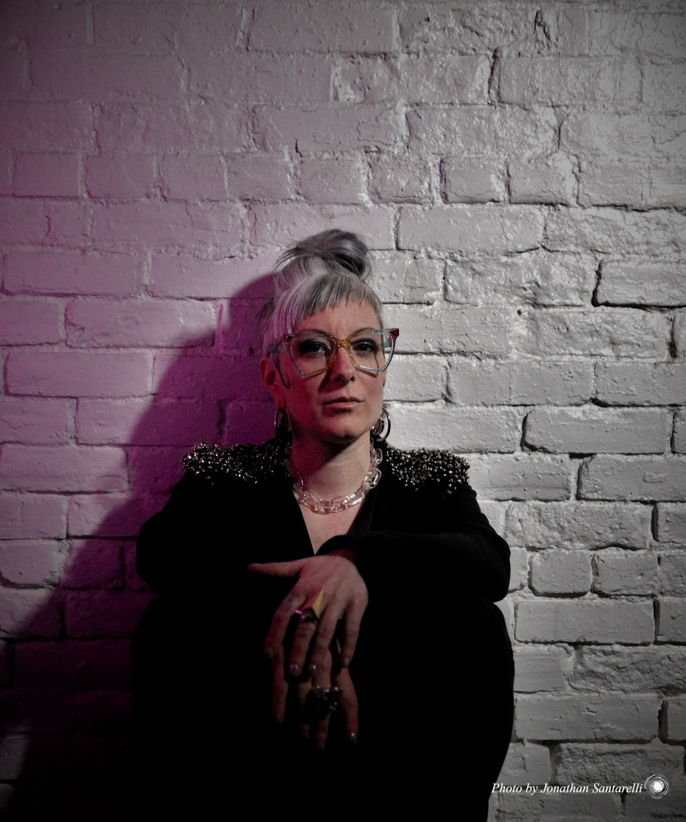 Charlotte | Phibonacci [Fee-BOH-Nat-Chee]