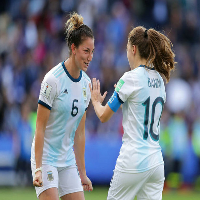 ESTEFANÍA BANINI | M B U F 2021