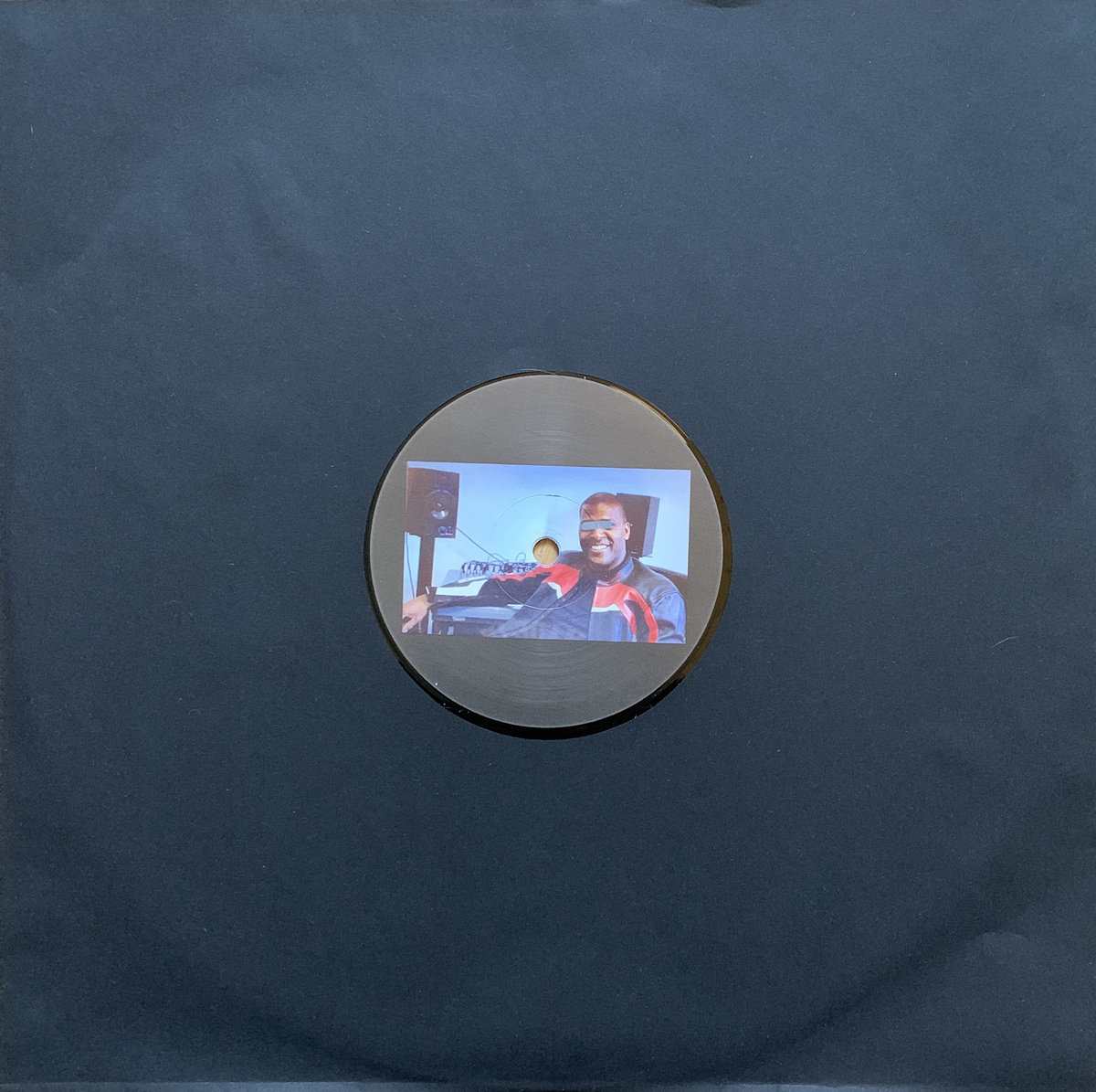 HT034 | Listen Keenly EP | DJ Wayne Ritchie | Holic Trax