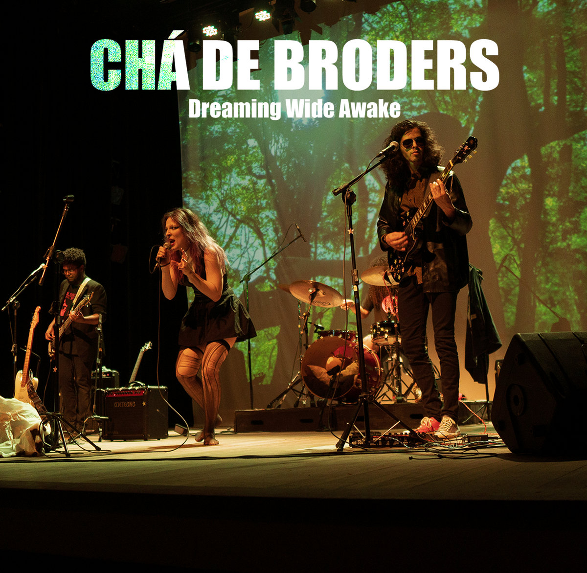 Dreaming Wide Awake (Live) | Chá de Broders