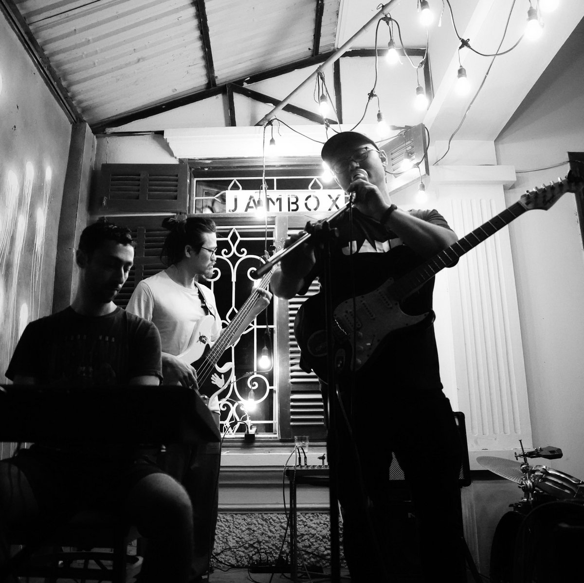 Live on the Porch: Jambox 05 April 2025 | Jambox Hanoi