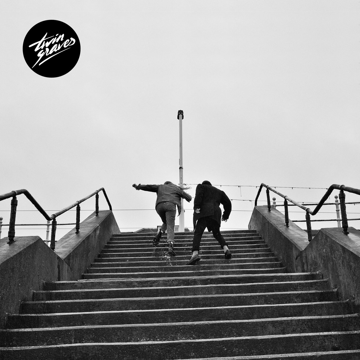 Walk in Circles EP | Twin Graves
