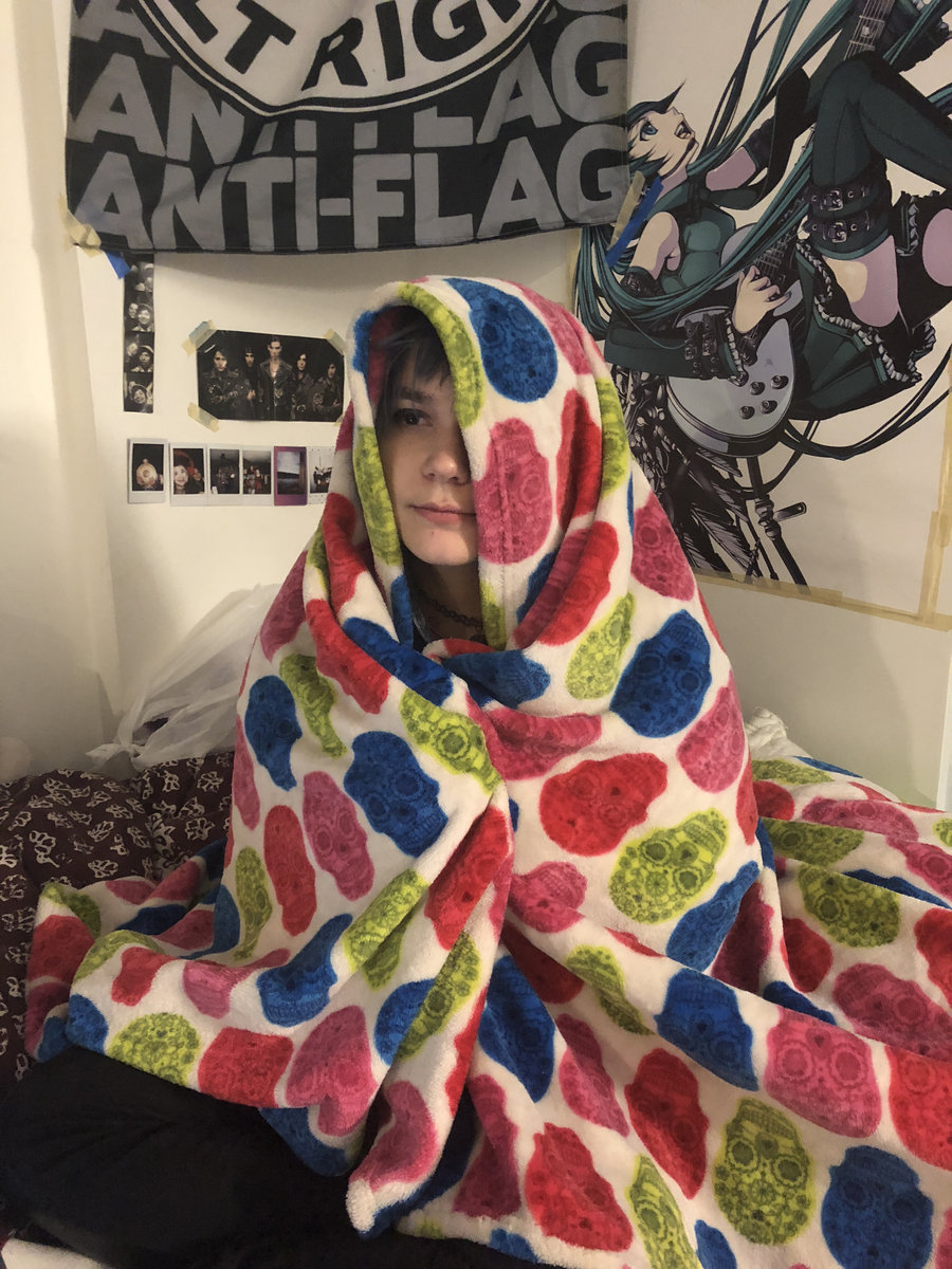 Wavves Nine Is God
