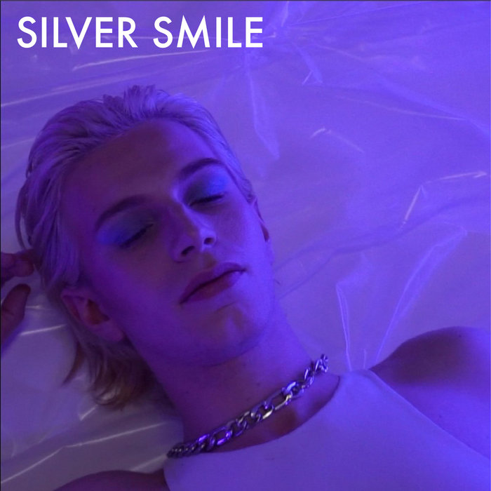 Silver Smile | ULTRA SUNN