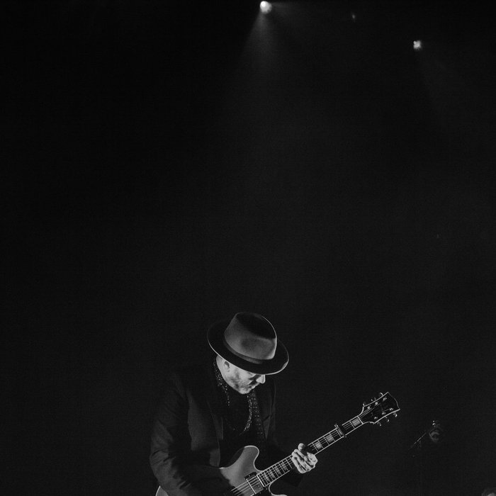 She Knows You're A Player | Max Pollard