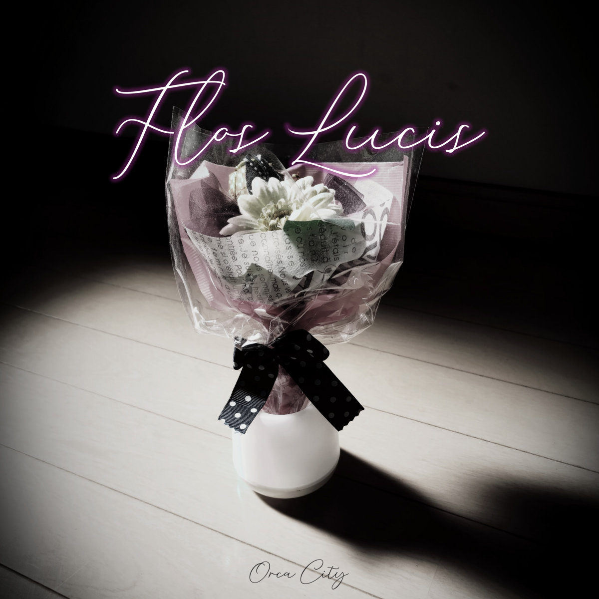 Flos Lucis | Orca City