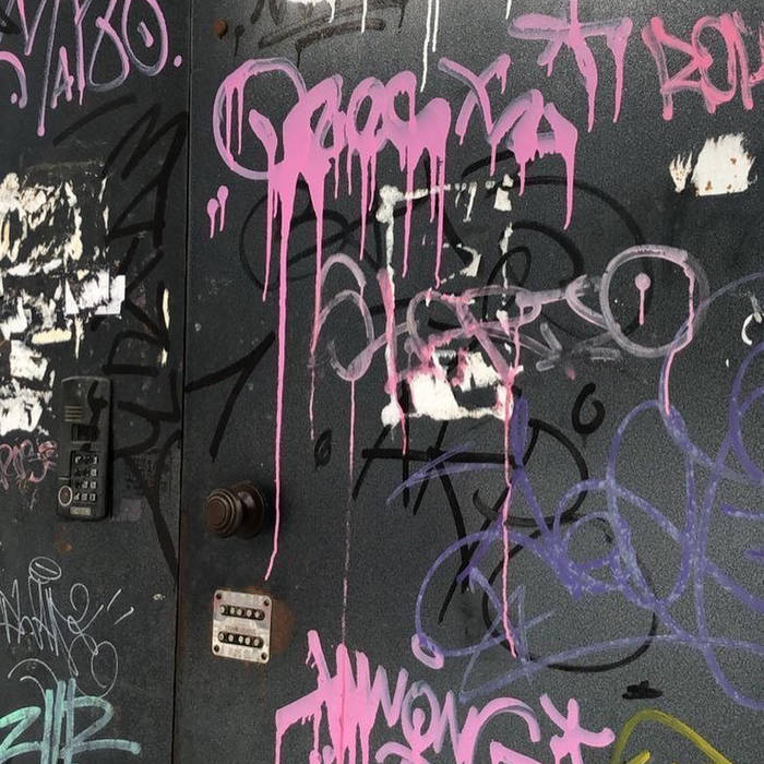 Mgk Graffiti