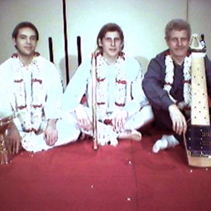 Karo Trio in Delhi | Clic Music