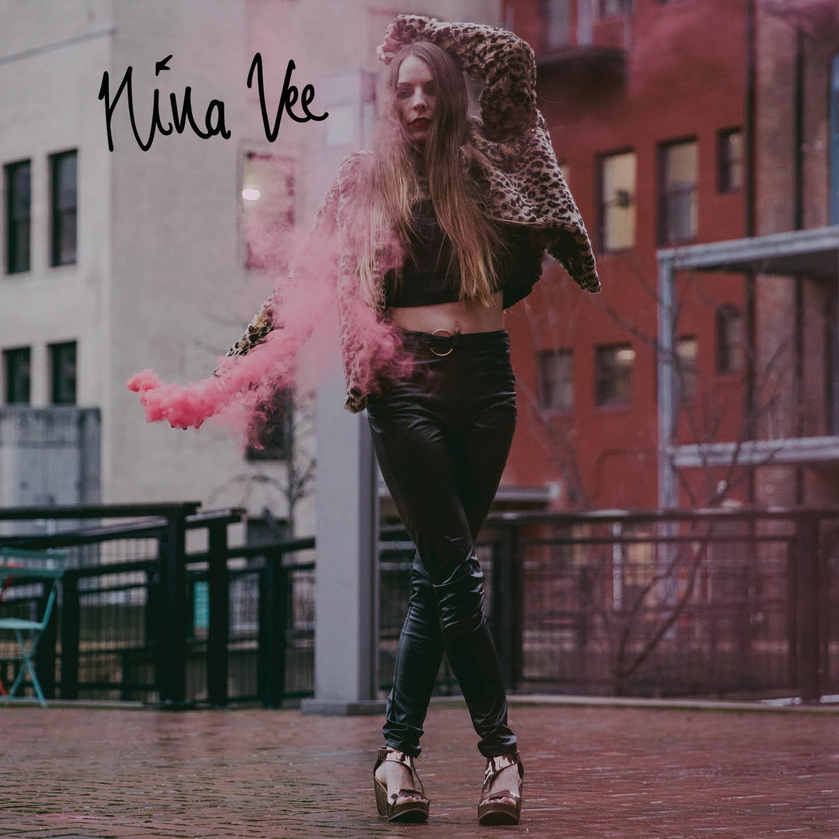 Nina Vee | Nina Vee