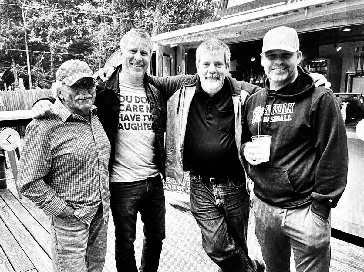 ΞΑΔΕΡΦΙΑ (COUSINS) | CARBEE