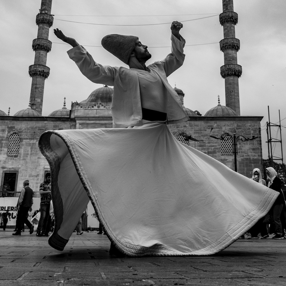 ArABBAian Disco (Gimme A Beautiful Arab Man After Midnight) (ABBA vs ...