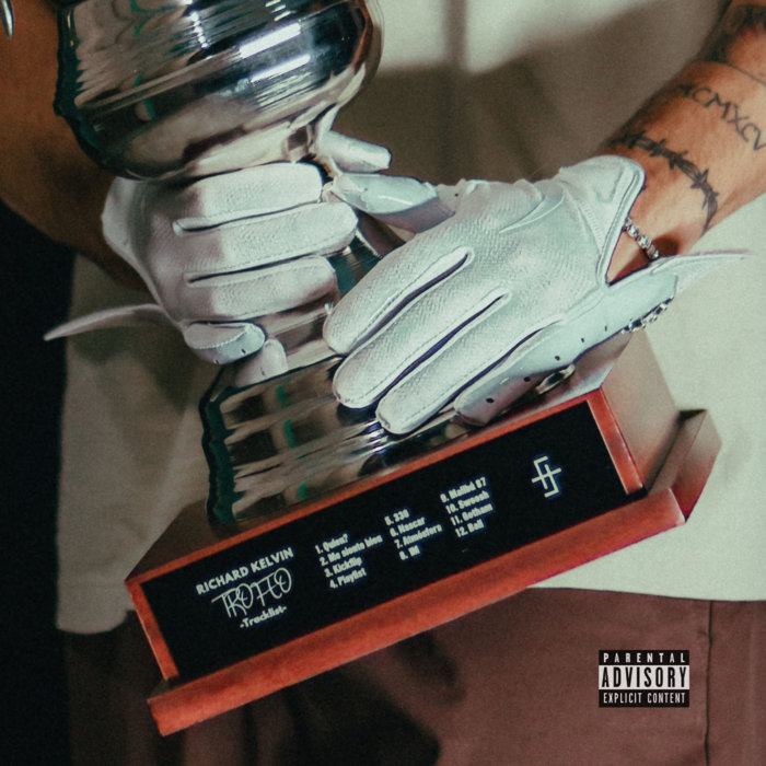 TROFEO | Richard Kelvin