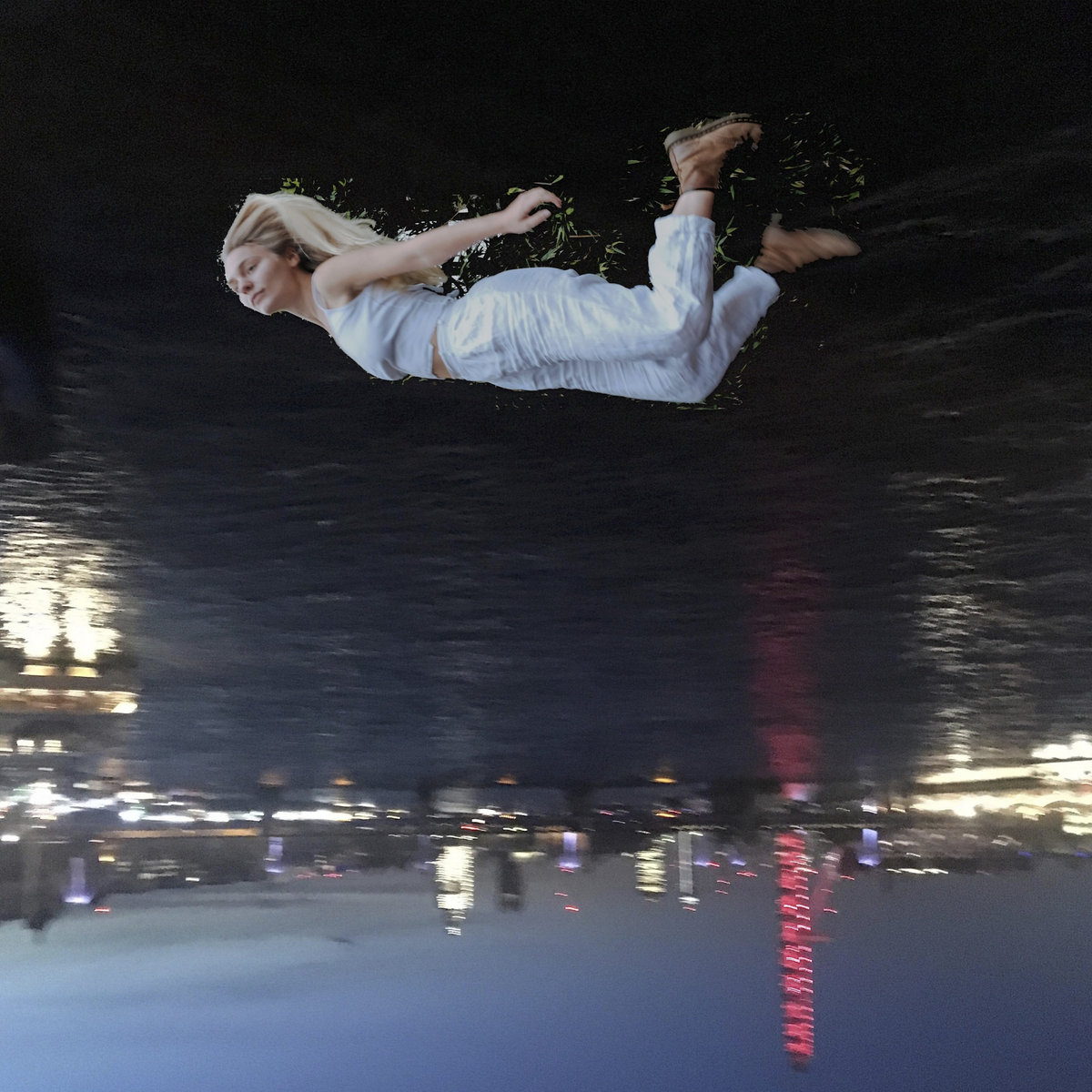 Lonely City | Laura Misch