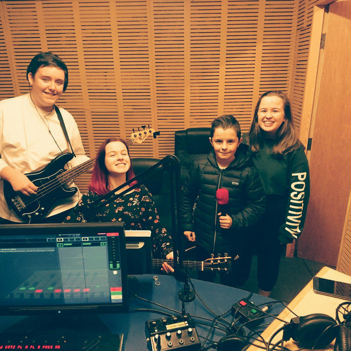 Blue Grisha - Bolt FM live session | Blue Grisha - Bolt FM Live Session ...