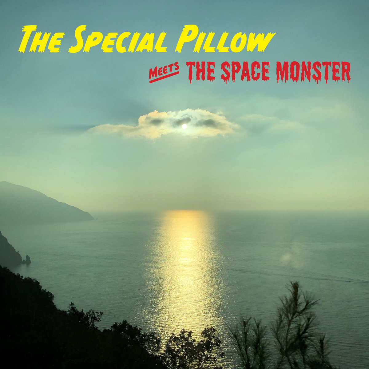 The Special Pillow Meets the Space Monster | The Special Pillow