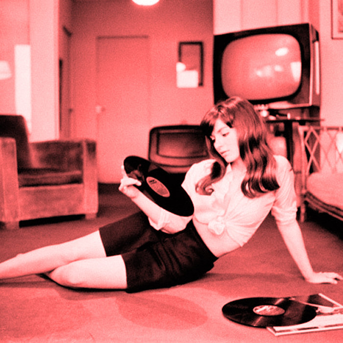 Glued To The Radio (Single) | keith mathis