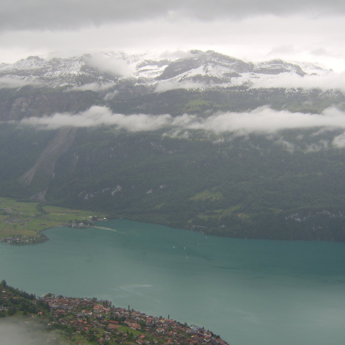 Glass Balloon EP | Straw Peter