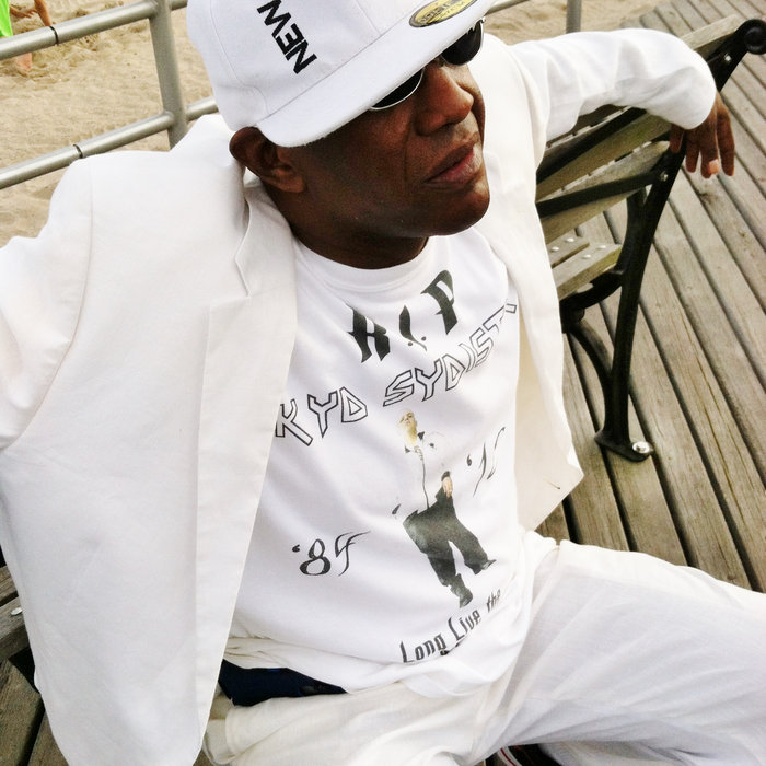 RESURRECTION | LEGENDARY MC SILVER FOX (FANTASY THREE) | MC SILVER FOX