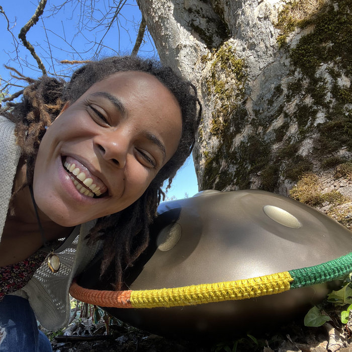 Handpan dans la nature - Méditation sonore | le soleil de nana