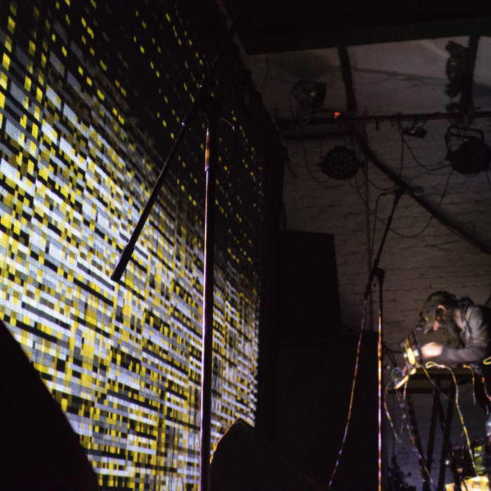 martinchick live | martinchick | Splitting The Atom