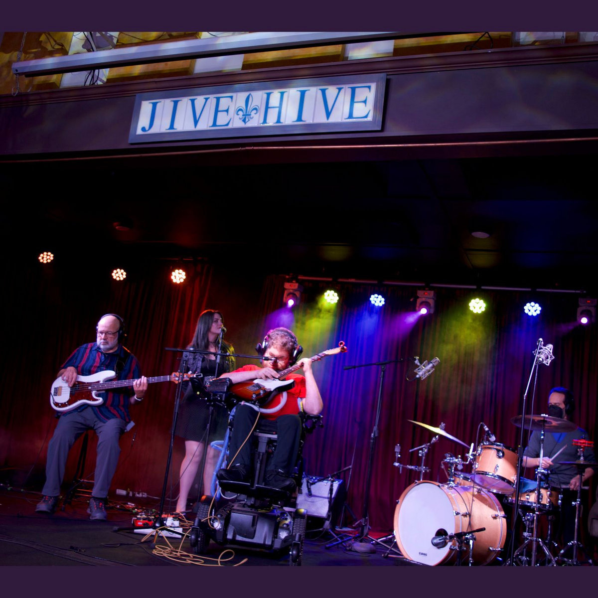 Aphrodite [Live] | Lucas Garrett