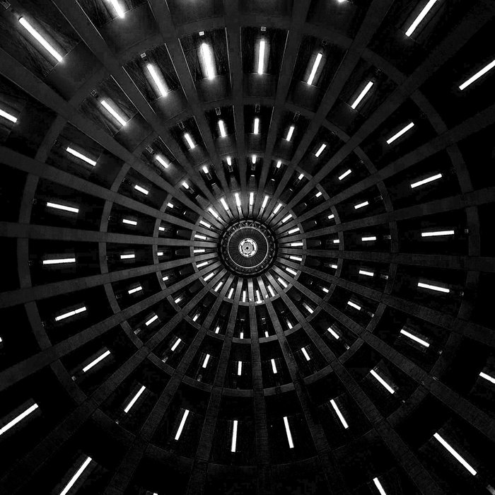 Squelchy Buzz | sound by samples