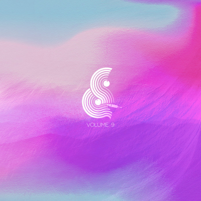 PLAYS PEDALS: Vol 9 (Fuzz, Modulation, Weird) | SpiralCaster