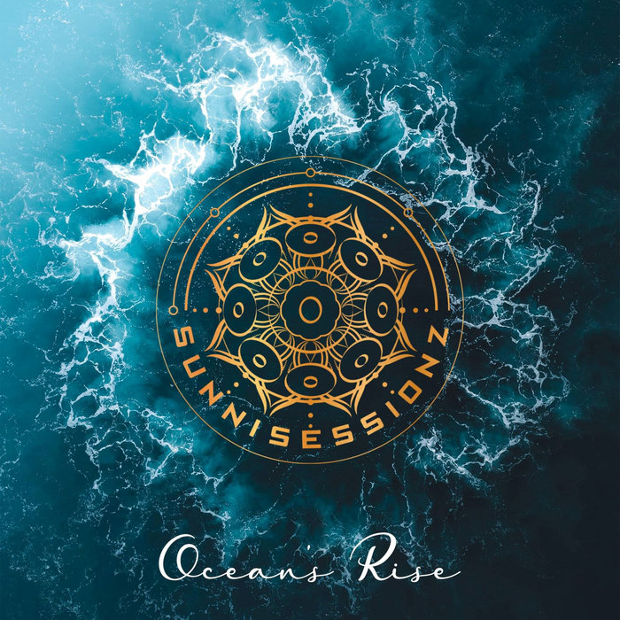 Oceans Rise | Sunni Holden