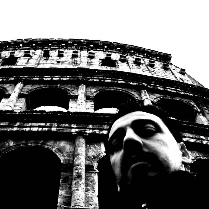 the DOOR Shutted | Danilo Taddei