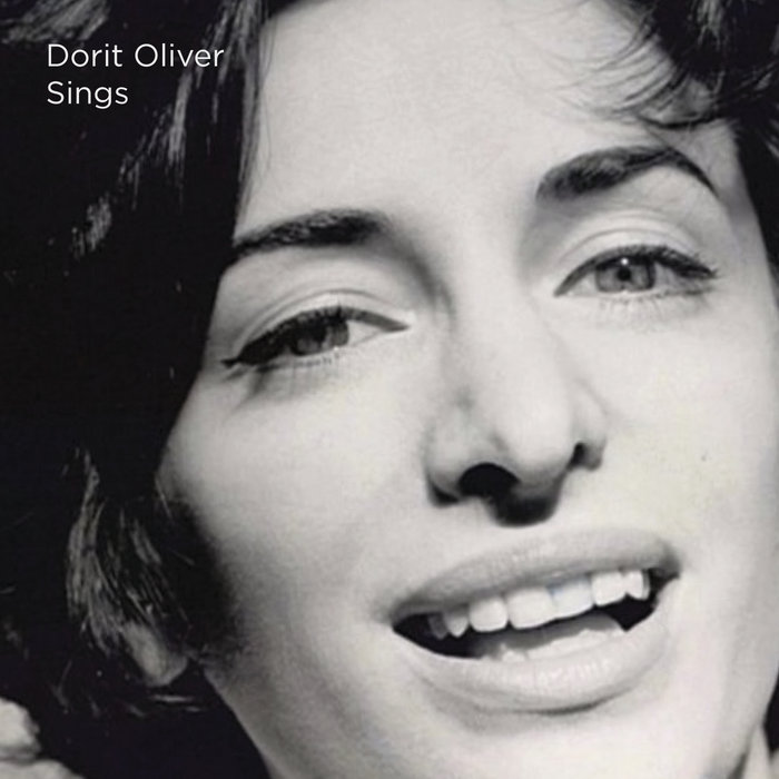 Sings | Dorit Oliver