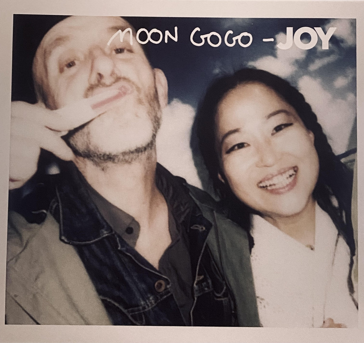 JOY | MOON GOGO | E'Joung-Ju