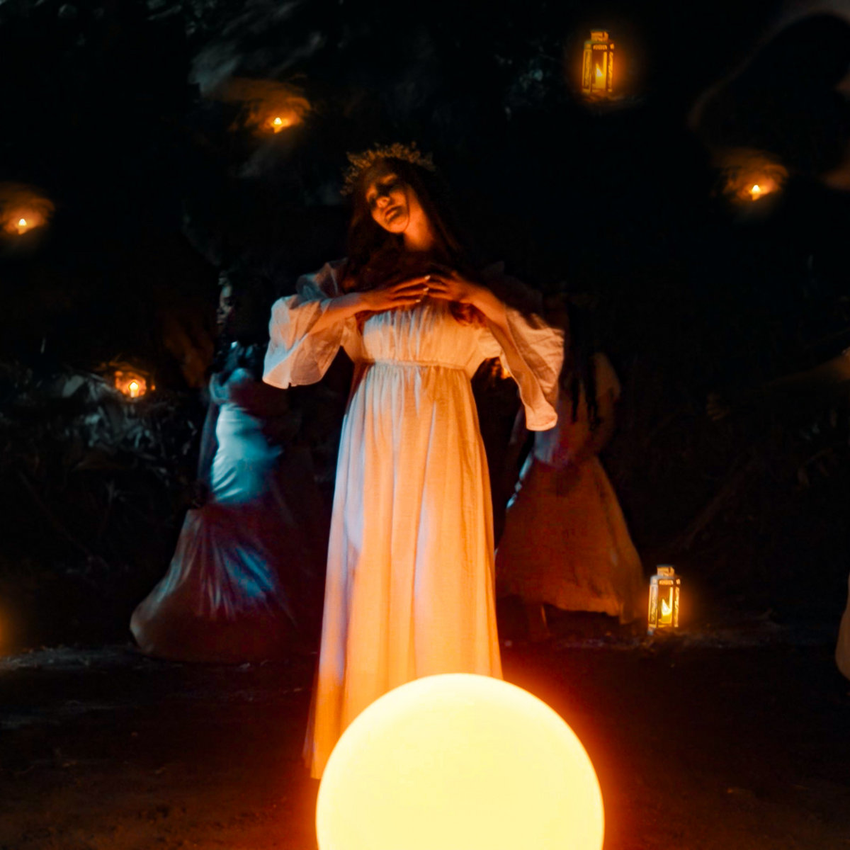 Maiden's Night | Lilith Max