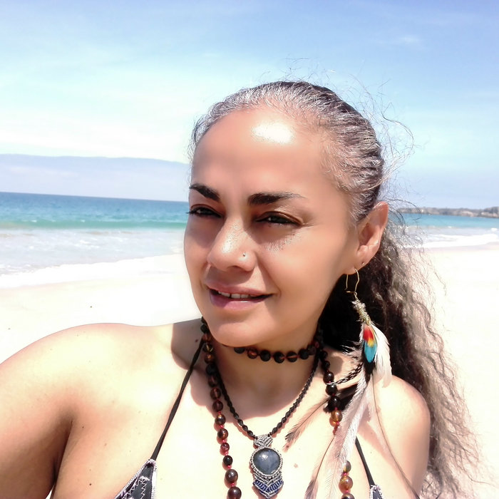 Amandote | Devi Chandra Ma