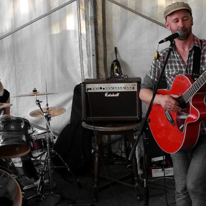 Diving Duck | Howling Phoenix