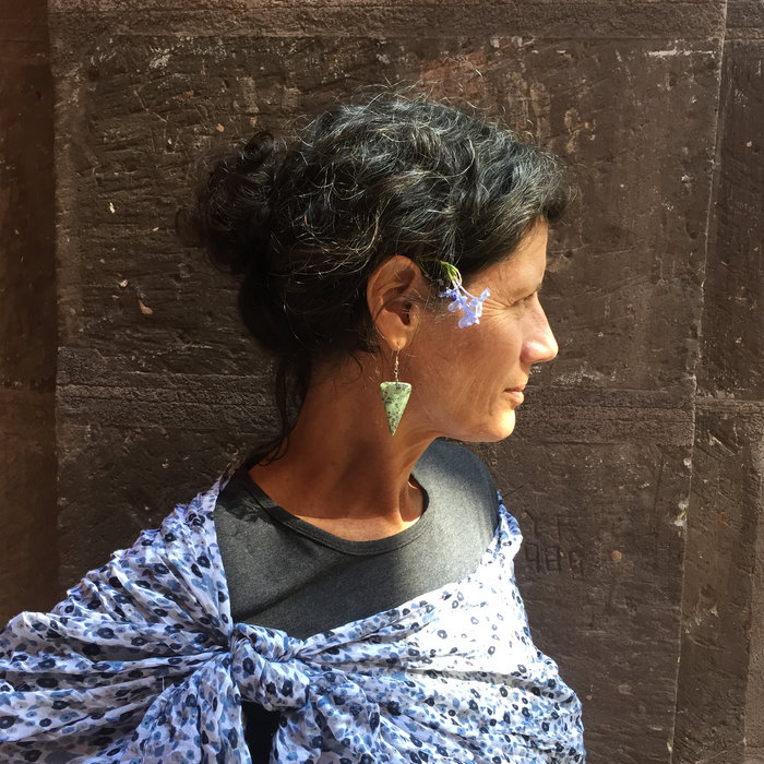 Live Studio Sessions | Devon Hanley