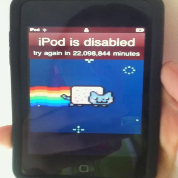 taking a break from my phone | Argo Nuff