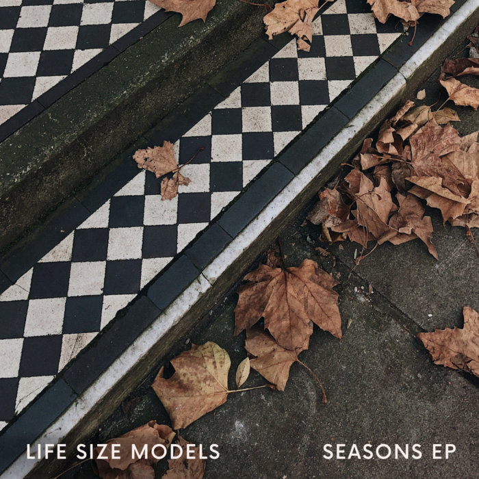 Seasons | Life Size Models