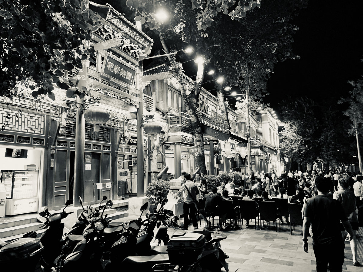 项目 :十万 Project : 100000 extras | Anthony Tropea